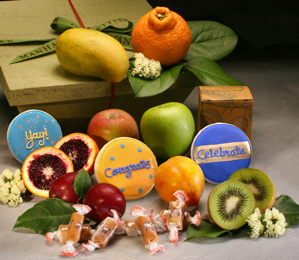 Chapeau! Signature Congratulations Hamper – Manhattan Fruitier